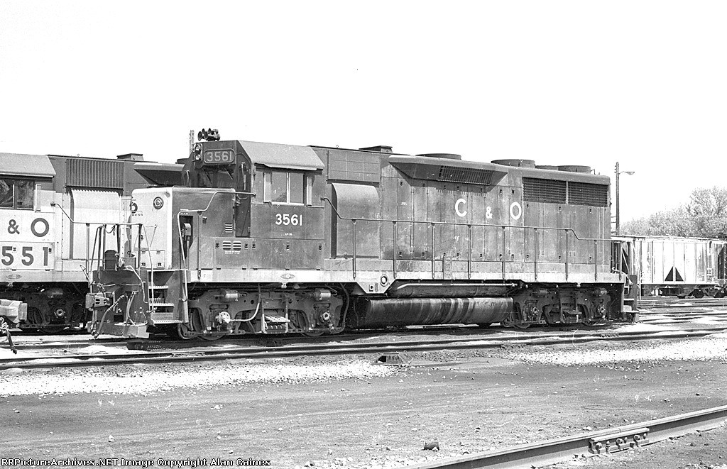 C&O GP-35 3561